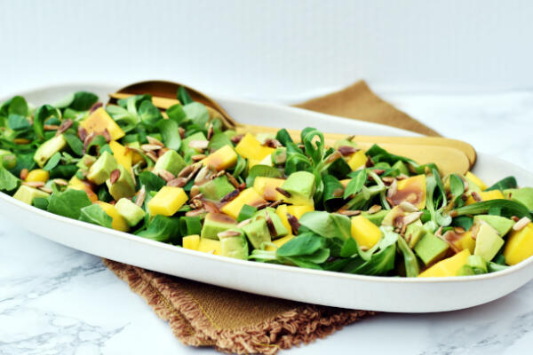 Salat med mango | Forfriskende salat til dine middagsretter